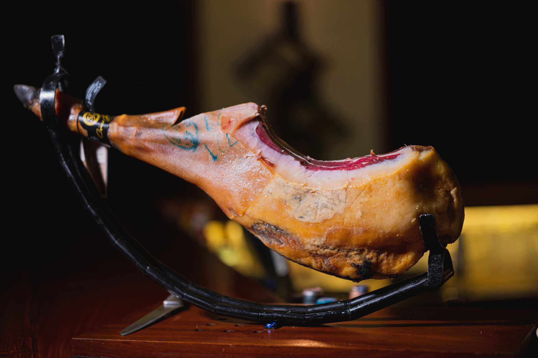 Le Grand - A luxury 4-star plus resort located on Mekong River at Muang ...