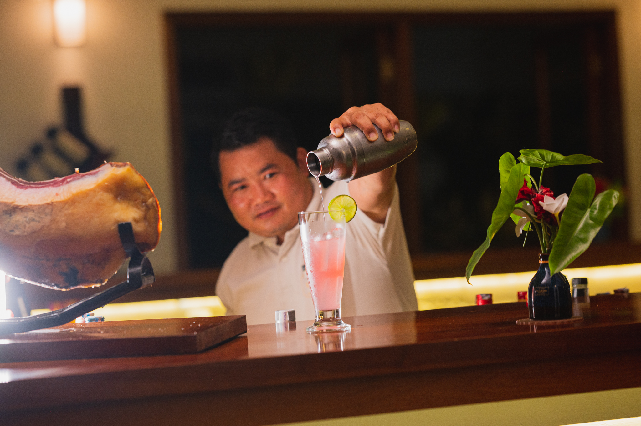 Le Grand - A luxury 4-star plus resort located on Mekong River at Muang ...